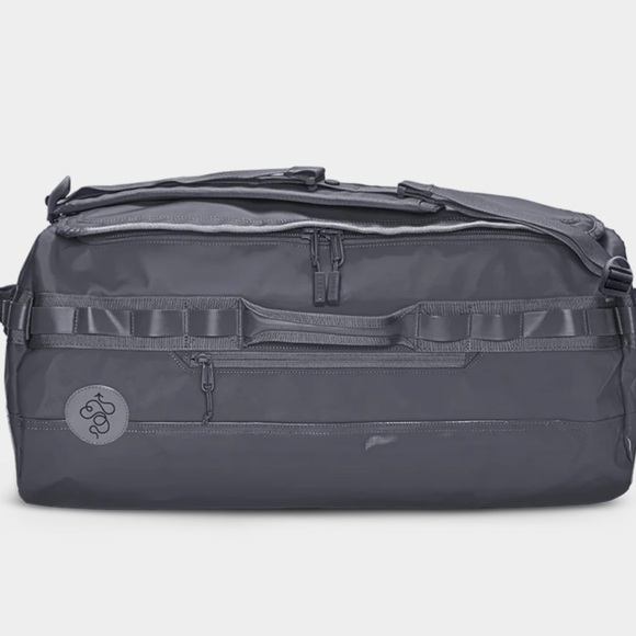 Baboon To The Moon | Bags | Nwt Baboon To The Moon Gobag Big 6l Grey ...